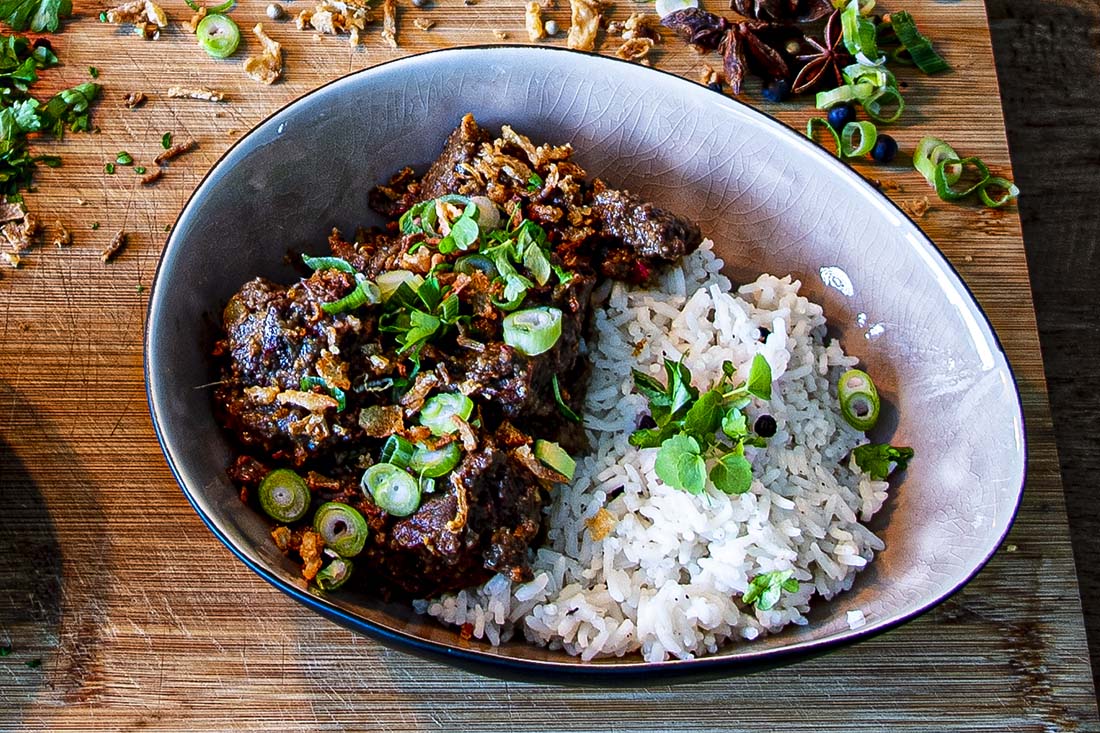 Beef Rendang op Maleisische Wijze - BBQ Recept - BBQnoeier